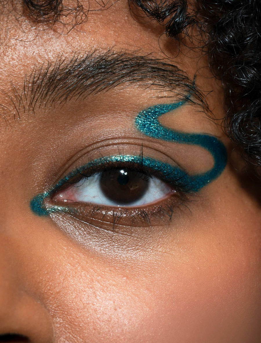 Crayon – LH cosmetics